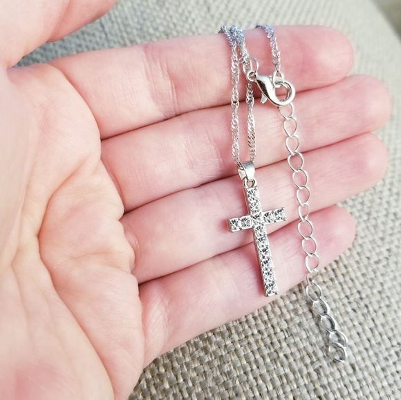 silver cross Pendant necklace | Jewelry | Silver Simple Cross Pendant ...